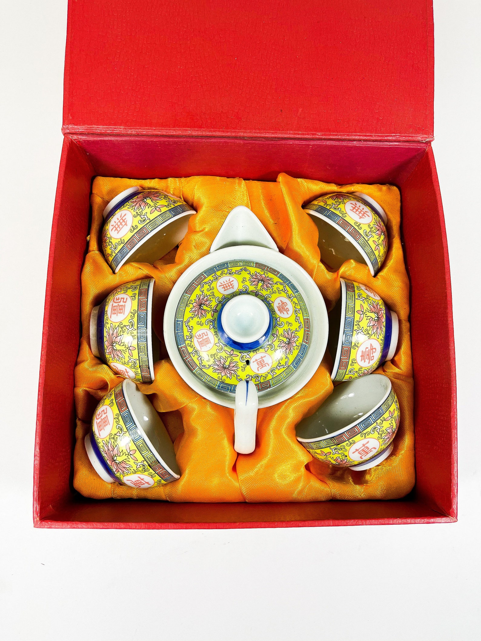 Porcelain Tea Set Chinese Vintage Ceremonial With Covered Silk Lined ...