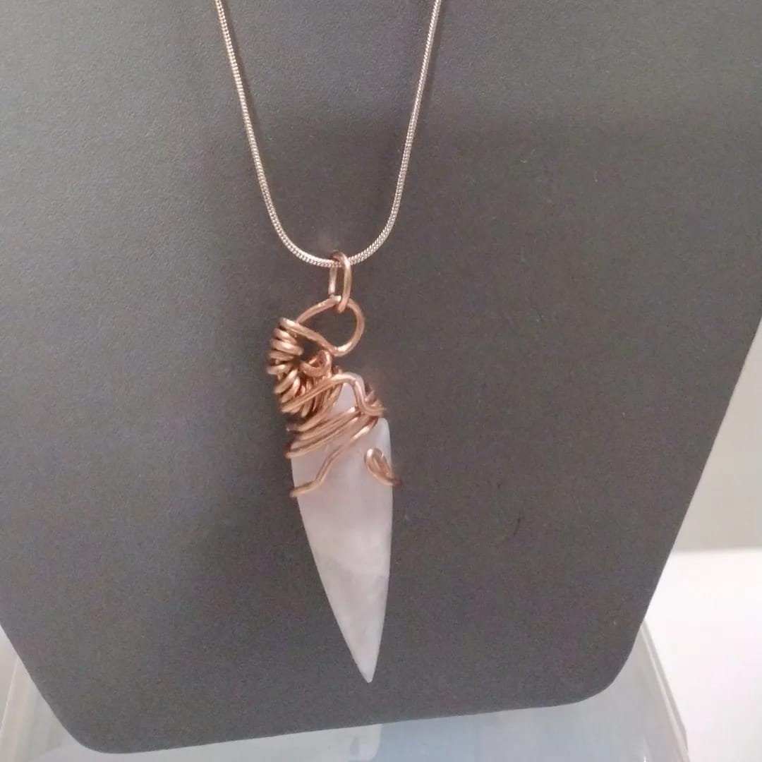 Rose Quartz Arrow Amulet - Etsy