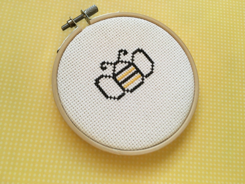 Wee Bee Mini Cross Stitch Pattern Instant Digital Download - Etsy