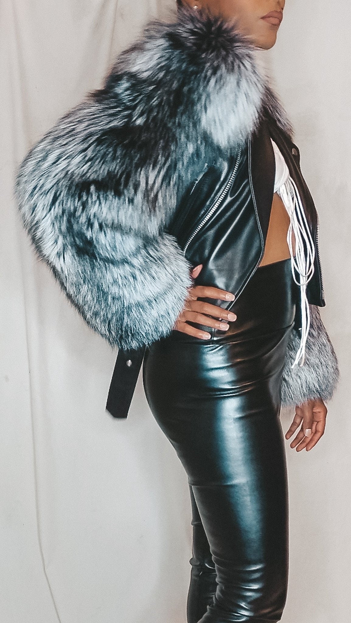 Anto Grey Fur Sleeve Black Leather Jacket, Womens Natural Real Fox Fur ...