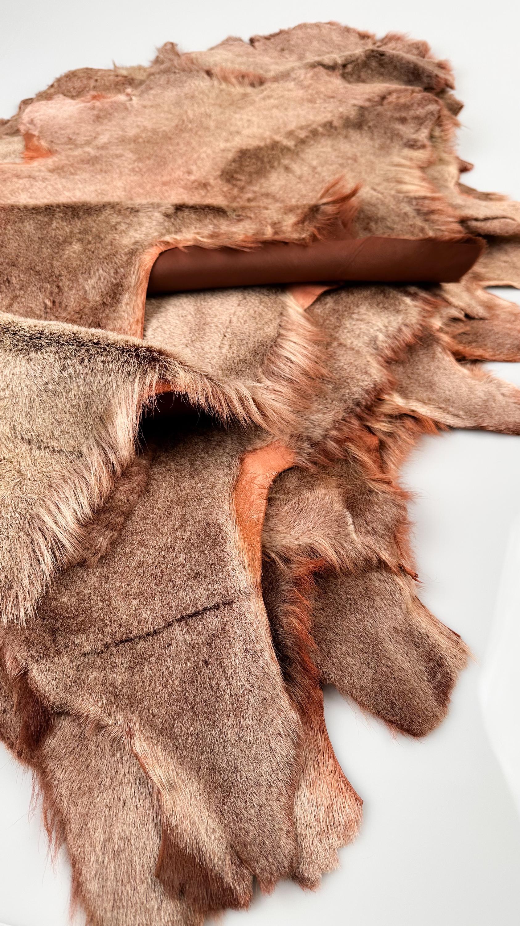 End-of-batch Genuine Sheepskin Hides With Natural Fur Top & Rich Tan ...