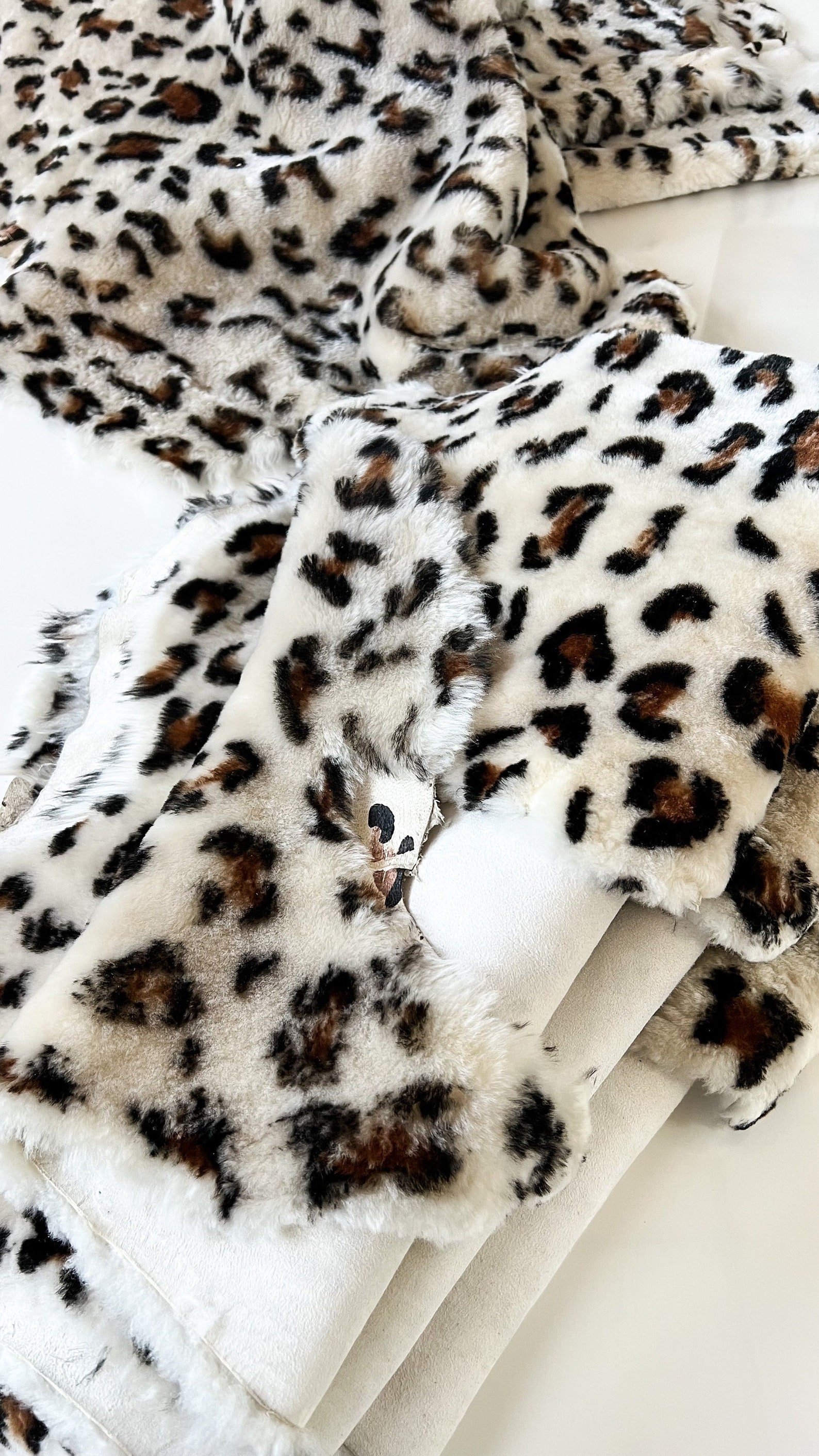 Genuine Leopard Print Sheepskin for Coat Upholstery Sheepskin Sofa ...