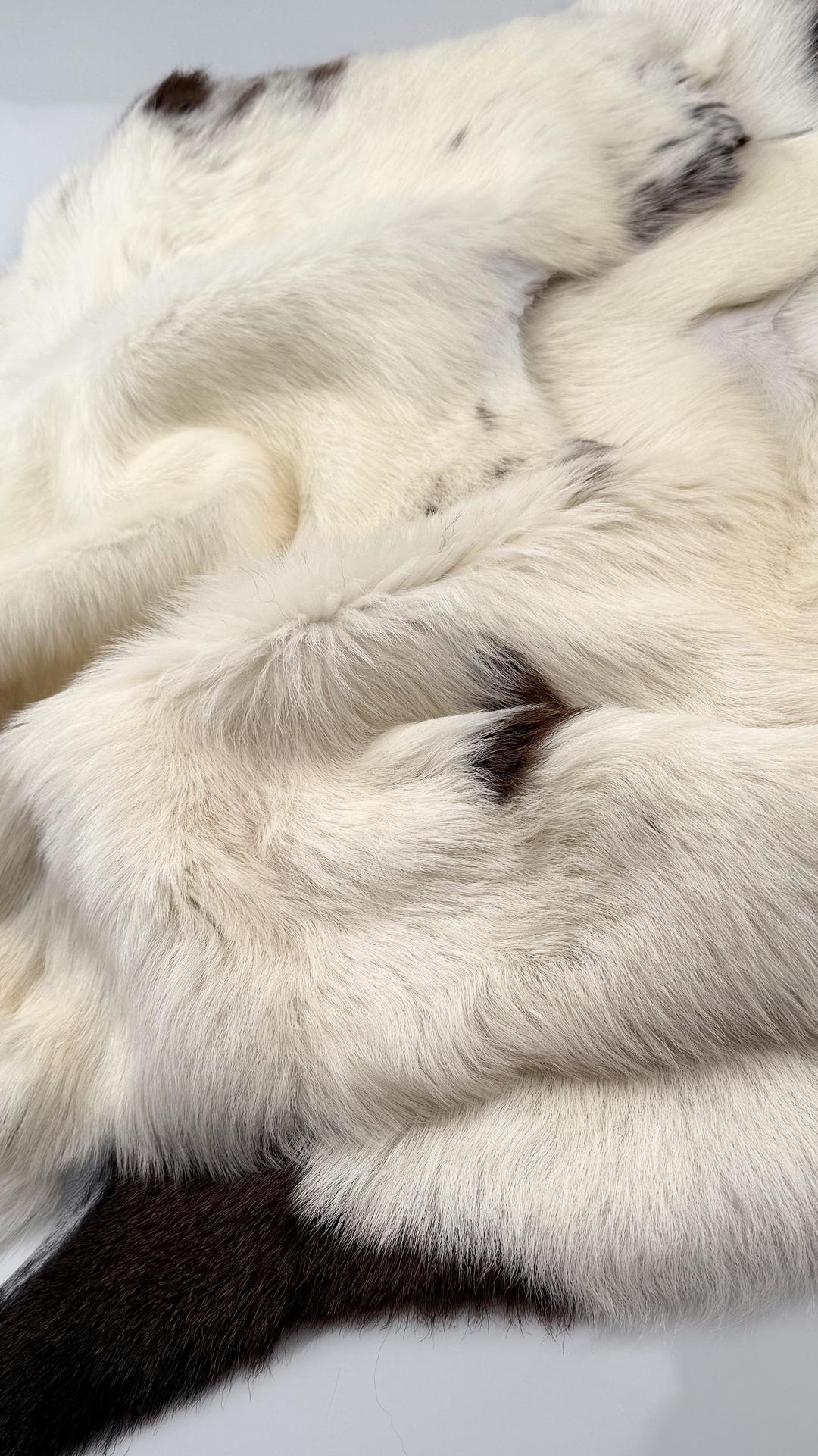 Natural Sheepskin Hide for Crafts, Small Hair-on Lambskin for Sewing ...