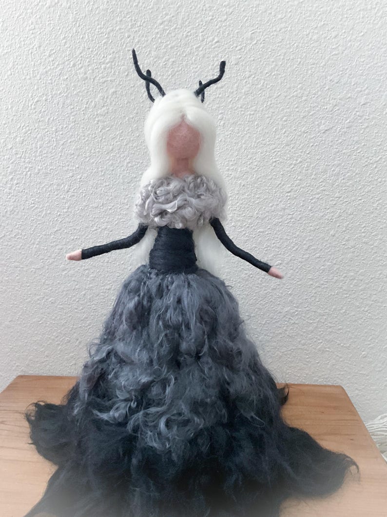 Winter Wise Crone Fairy– Needle Felted Art Doll for Autumn Equinox or ...