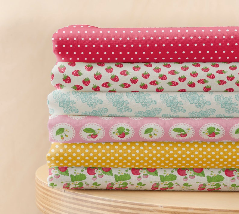 Strawberry Digital Paper Berry Patterns Summer Party Textures Digital ...