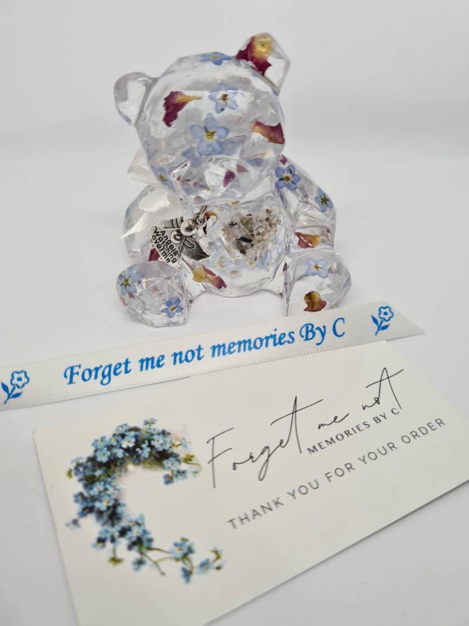 Forget me not memorial resin bear keepsake - Etsy.de