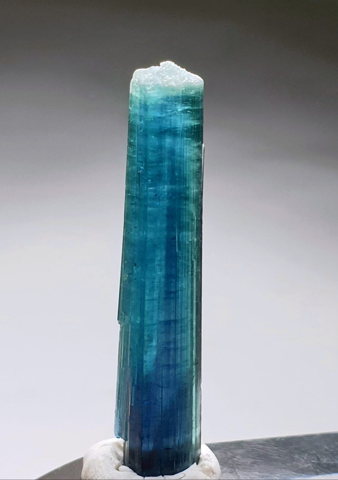 14 Carats Top Quality Paraiba Cap Color Blue Indicolite Terminated ...
