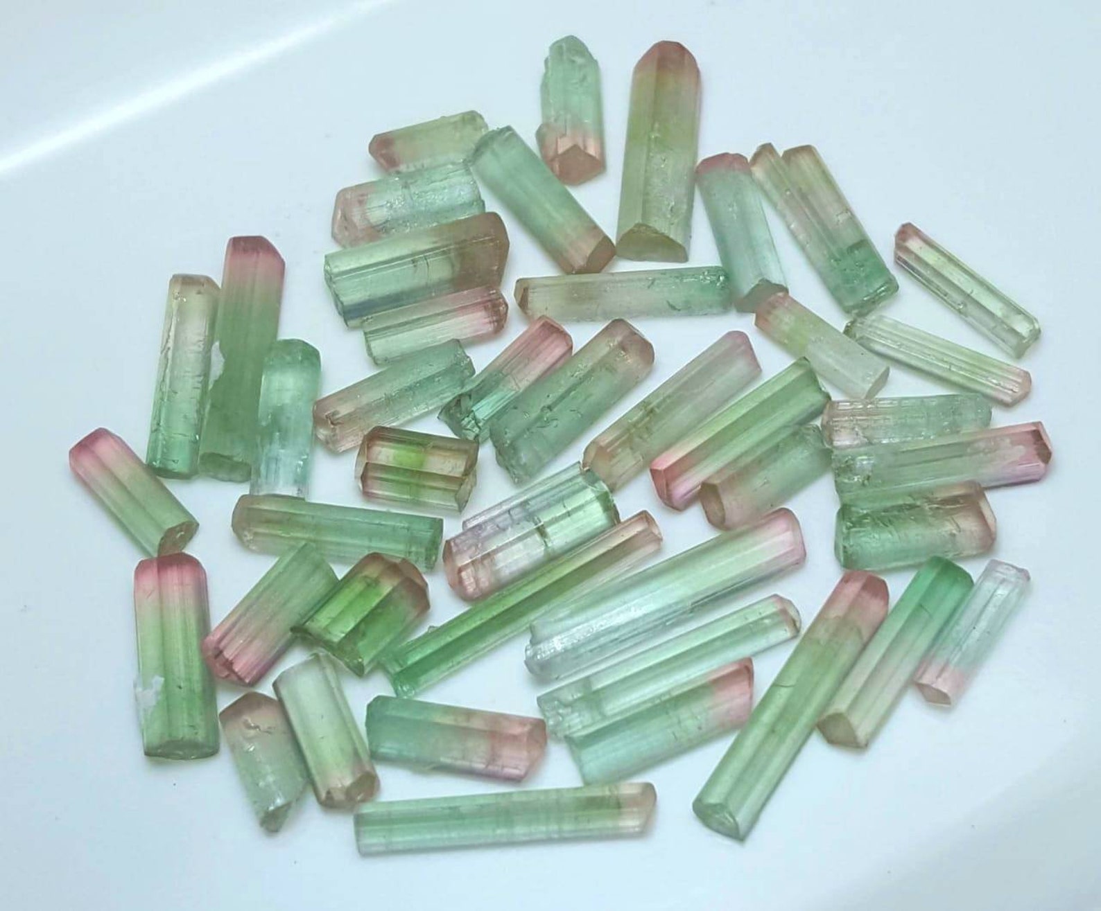 Cristales de turmalina multicolor - Etsy España