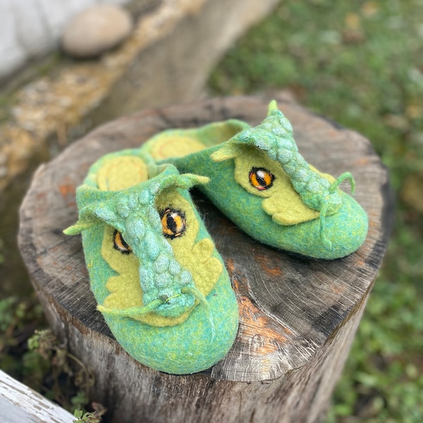 Dragon Slippers - Etsy