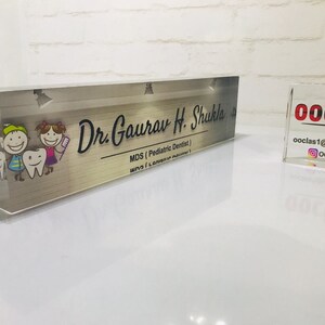 Desk Name Plate for Doctors, Desk Nameplates, Custom Desk Name Plates ...