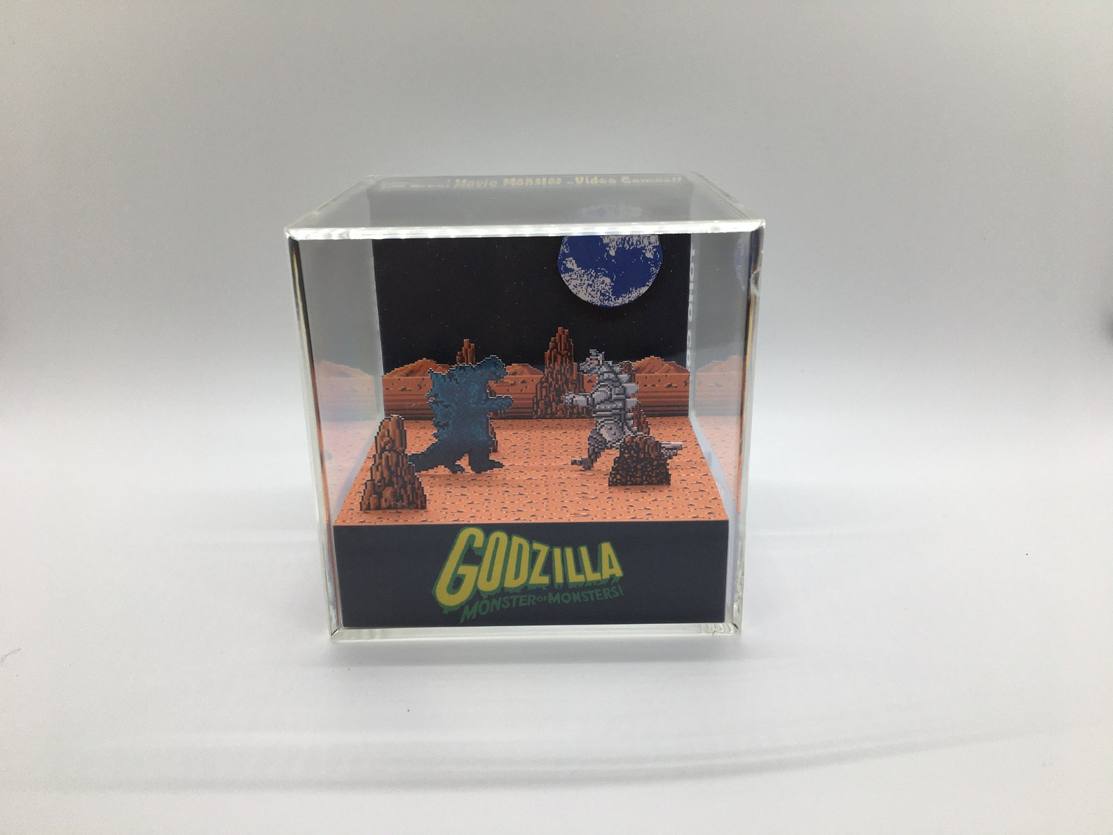 Godzilla King of the Monsters Vs. Mechagodzilla Shadow Box Diorama Cube ...