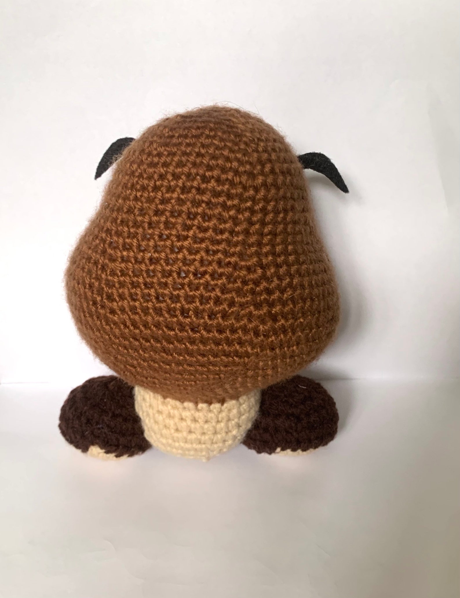 Amigurumi Crochet Pattern: Super Mario Goomba - Etsy