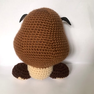 Amigurumi Crochet Pattern: Super Mario Goomba - Etsy