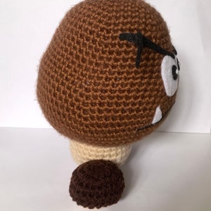 Amigurumi Crochet Pattern: Super Mario Goomba - Etsy