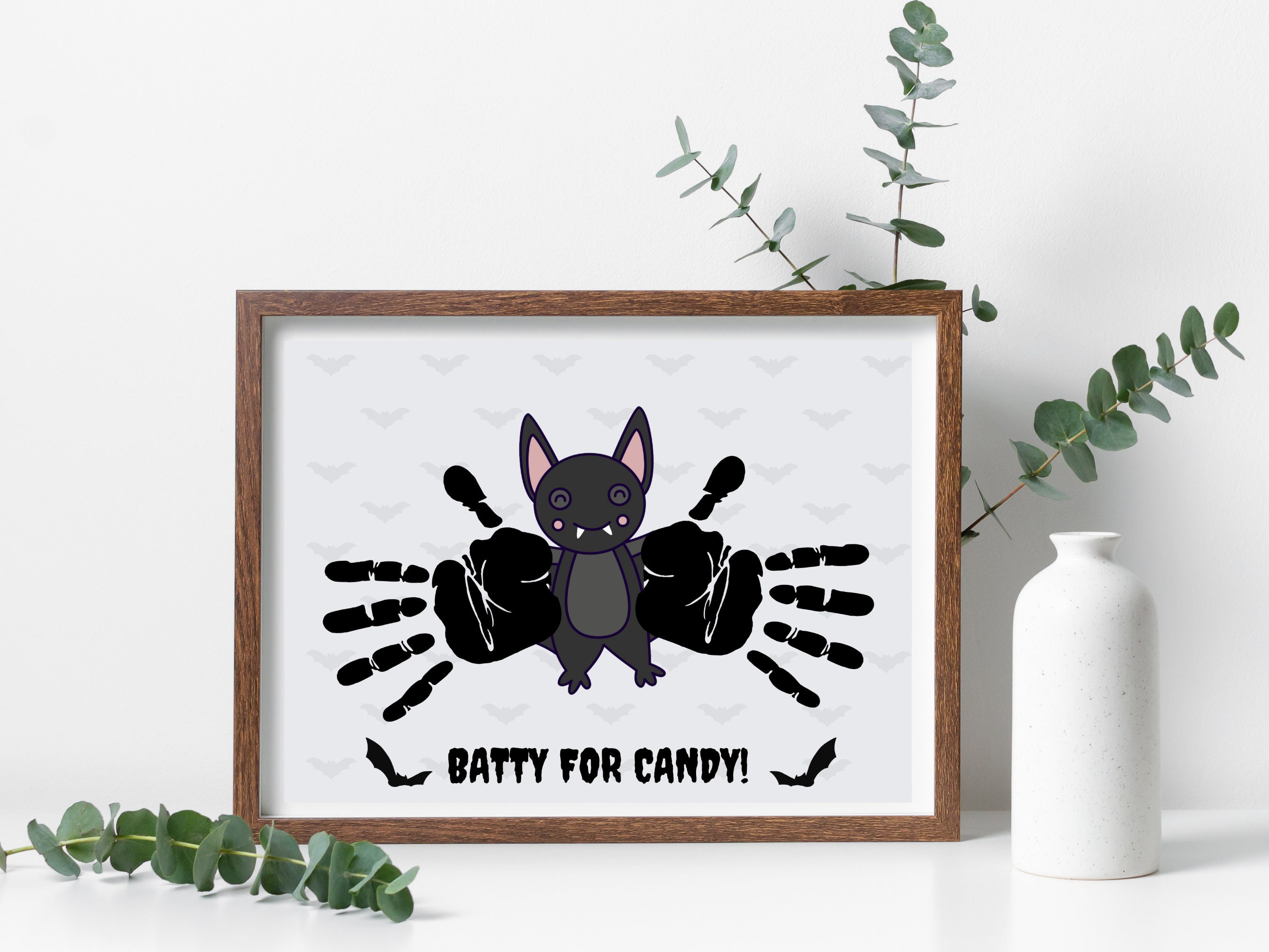 Bat Handprint Craft, Halloween Handprint Art, Bat Happy Halloween ...