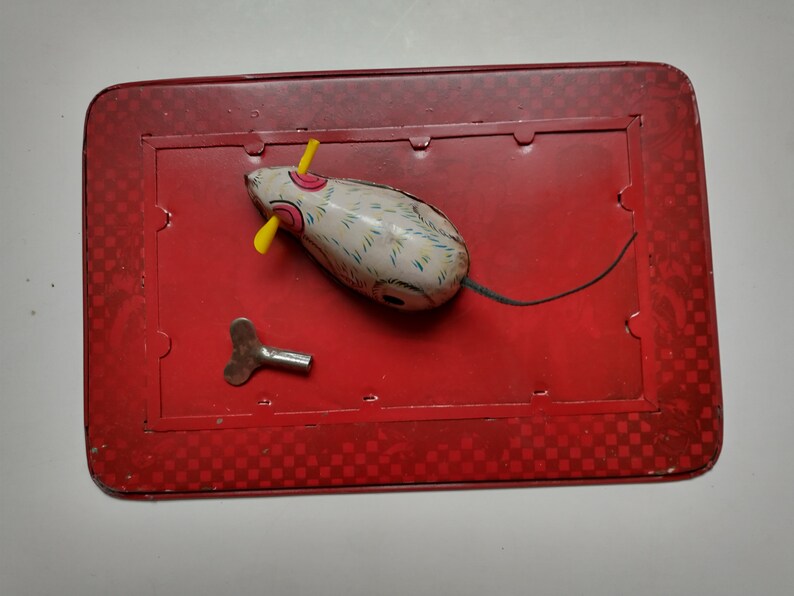 WINDUP MOUSE /TRAY - Etsy