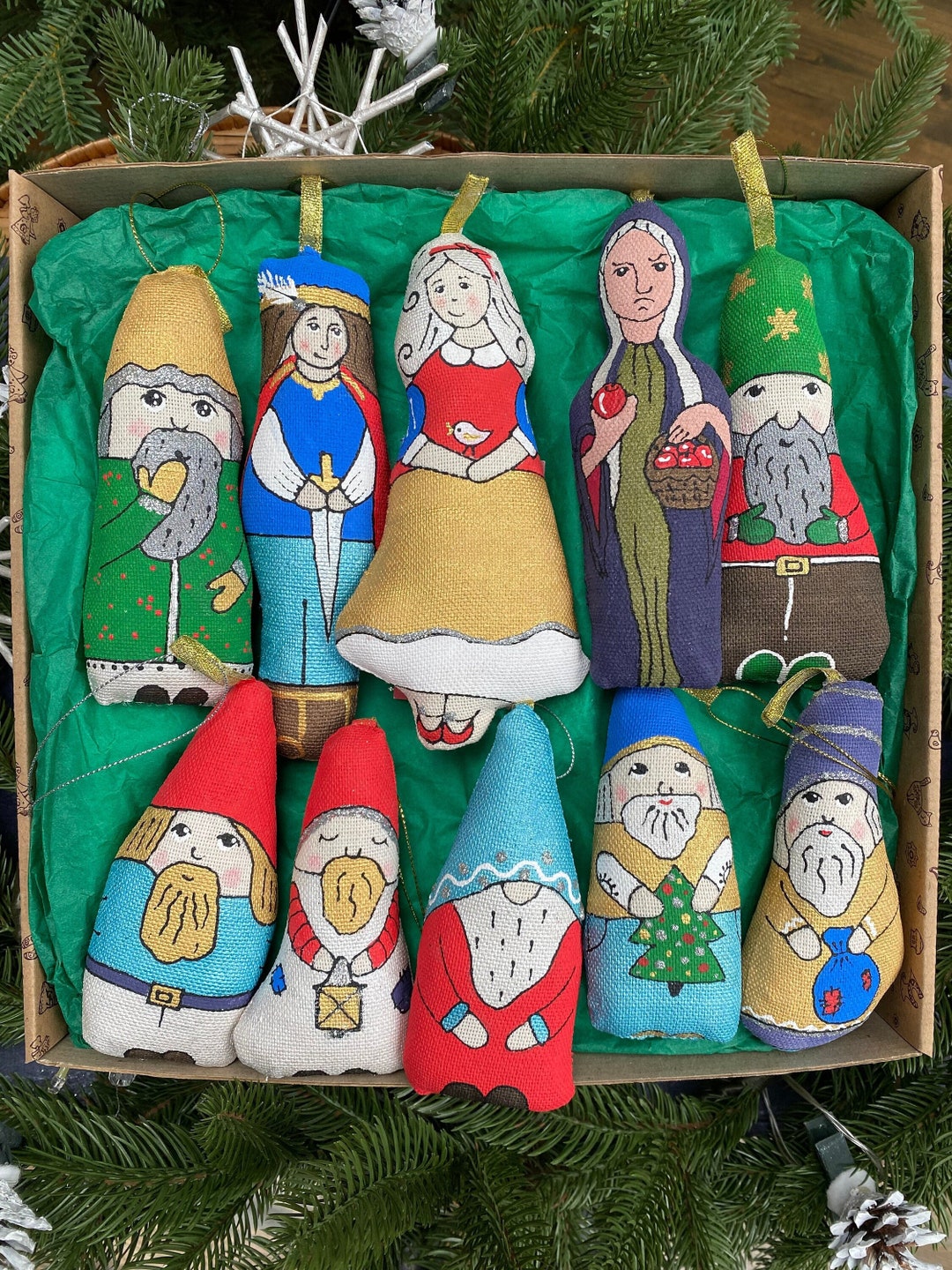 Snow White & the Seven Dwarfs Set Unique Tale Figures Housewarming ...