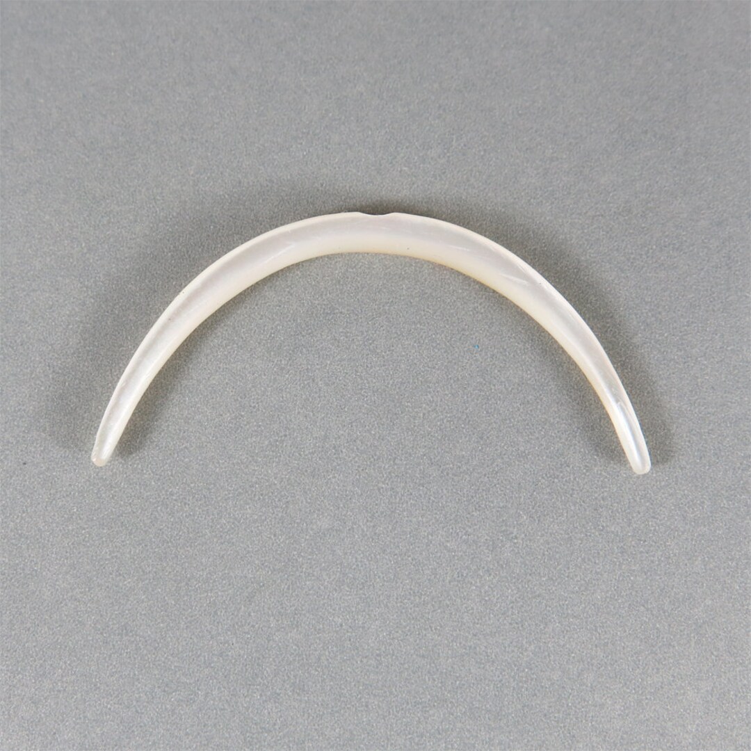 Mother of Pearl Septum Crescent Tusk With Notch 1.2mm [16G] 1.6mm [14g ...
