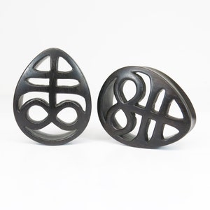 Big Gauge Dark Raintree Carved Leviathan Cross Teardrop Plugs I Carved Teardrop Plugs I Satanic ...