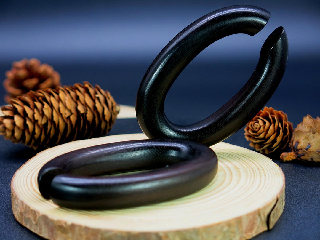 Black Wood Oval Hoop Ear Plugs. Luxury Organic Hoop Ear Weight Gauges ...