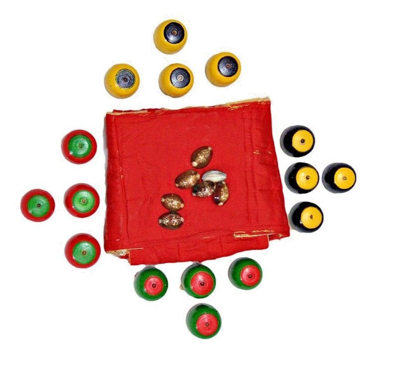 Traditional Ancient Indian Chess - Handcrafted Chopad Chaupar Game With ...