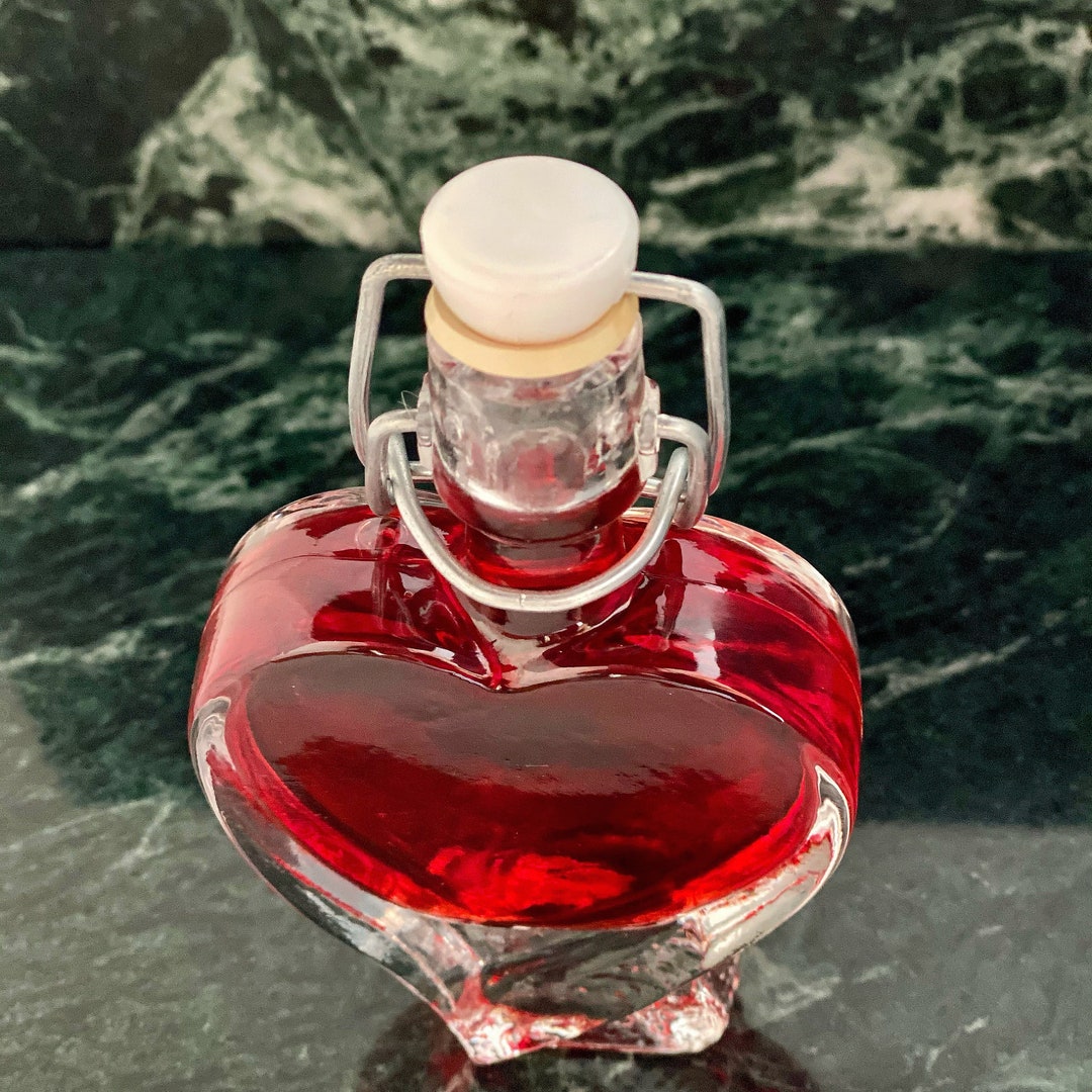 Más de 28 botellas de 40 ml en forma de corazón - Una hermosa miniatura ...