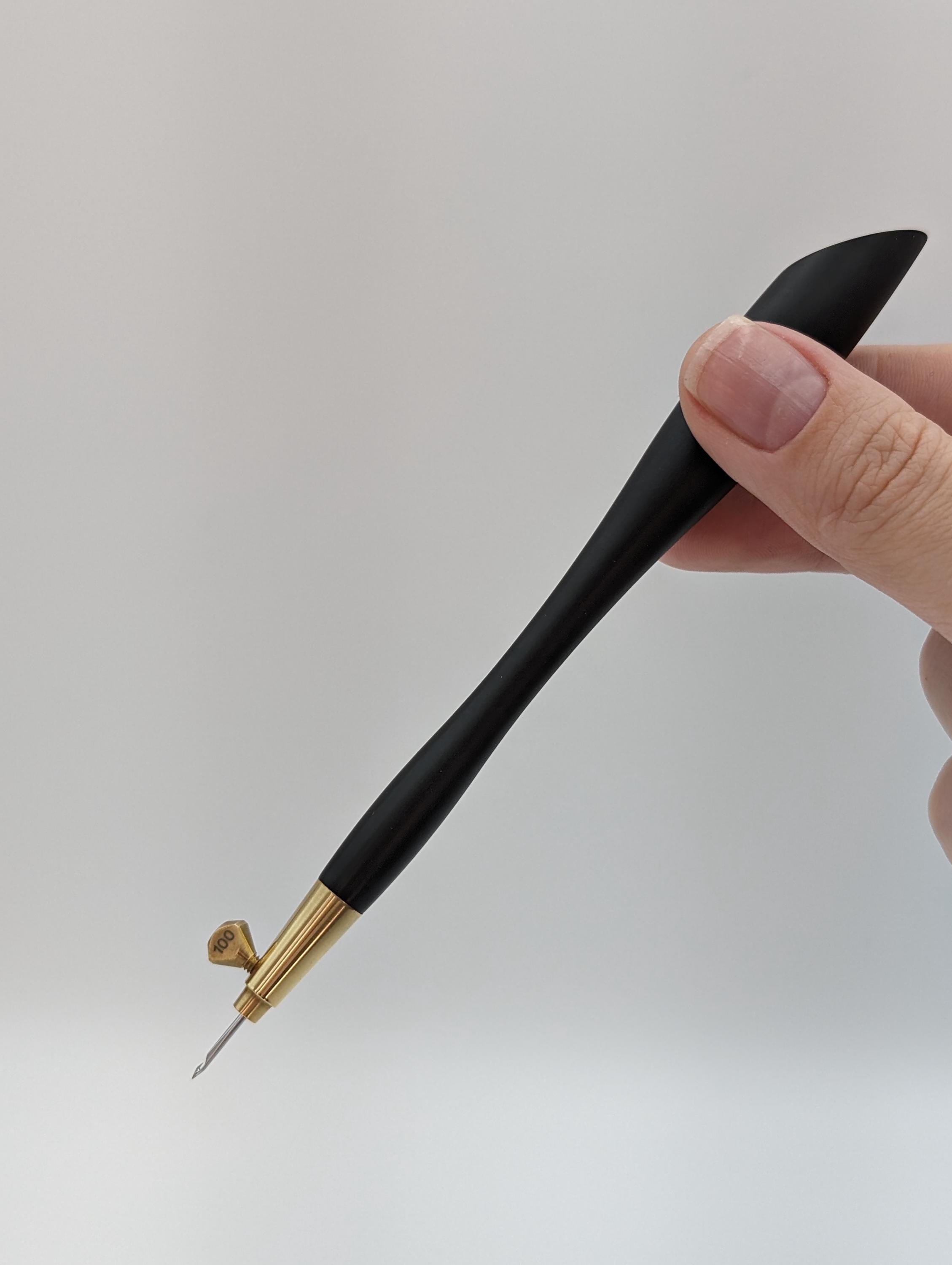 Embroidery Tools Set: Ebony Embroidery Hook + 2 Size 80 Needles ...