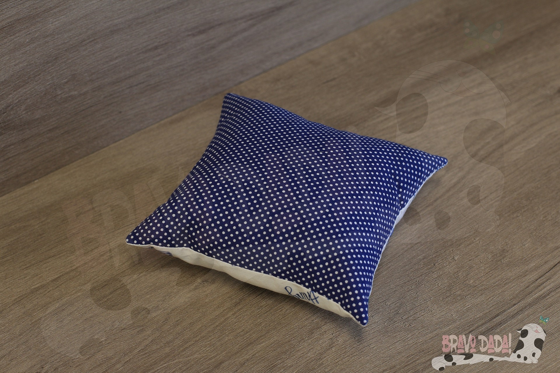 Square Pincushion Square Pin Cushion Pincushion 2 Sizes - Etsy