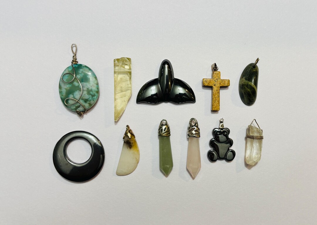 Lot of Small Size Stone Charm/pendants - Etsy