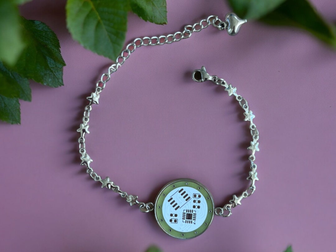 Techie Charm Bracelet - Modern Circuit PCB Jewelry | Cyberpunk Charm ...