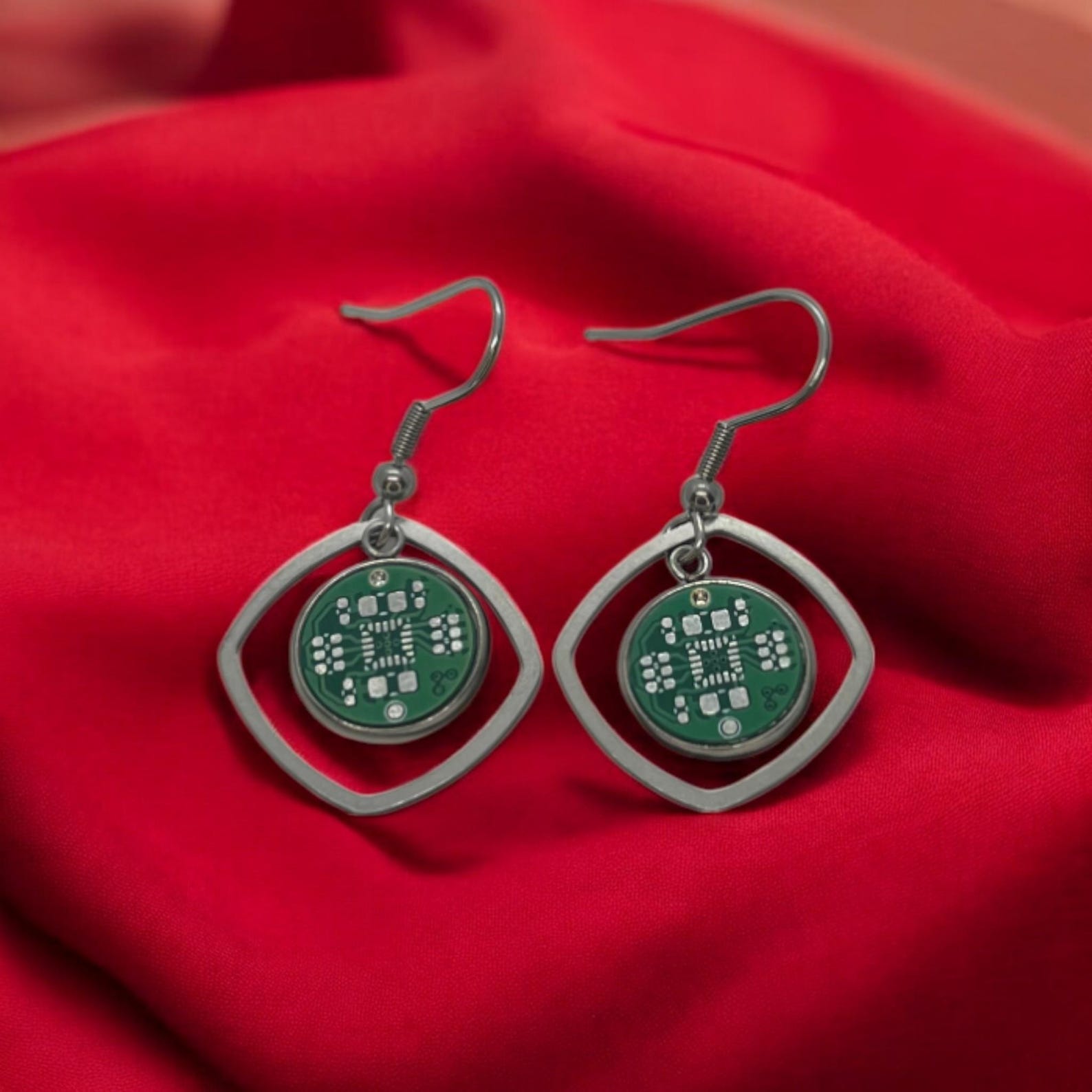 Modern Circuit Ring - Geeky PCB Jewelry | Cyberpunk Circuit Ring Gift ...