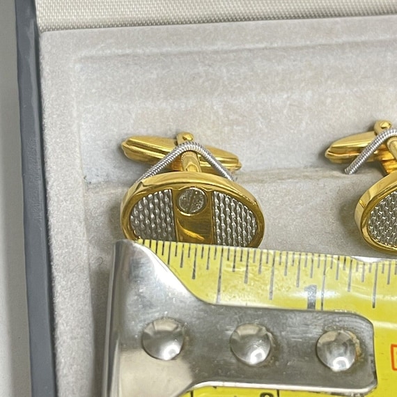 Dunhill “d” Logo Round Gold Cufflinks and Tie Bar/clip With Dunhill “d” Logo Round Gold Cufflinks and Tie Bar/clip With