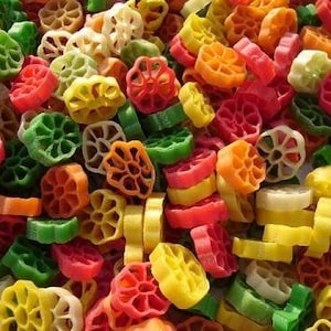 Natural Homemade Indian Fryums Multi Shaped Multicolor Tasty Fry Papad ...