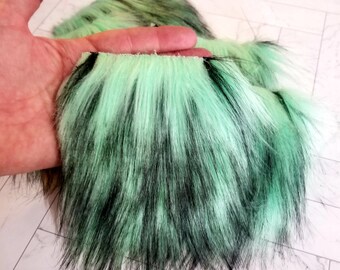 Grinchy Green Faux Fur Beard 12 Pack With 12 Red Pom Noses - Etsy