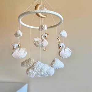 Swan Mobile, Baby Mobile Girl, Boucle Mobile, Baby Room Decor, Nursery ...
