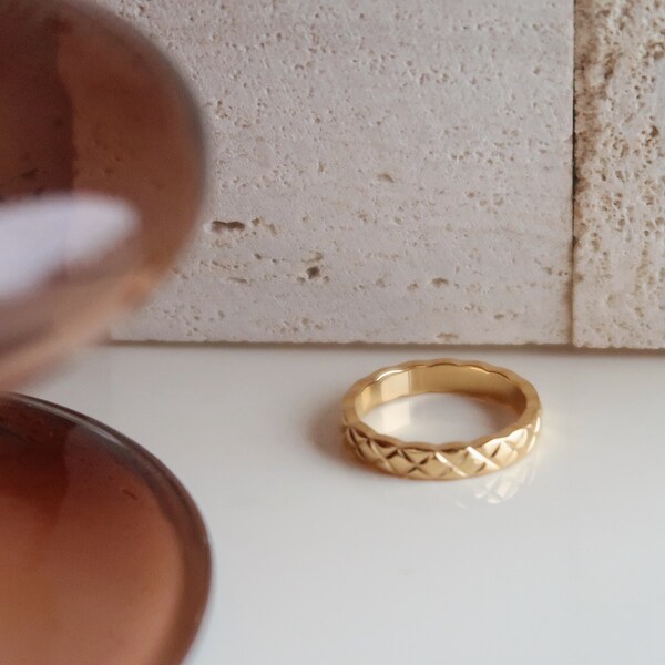 18k Gold Ring - Etsy