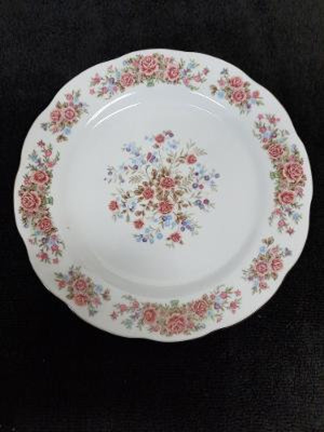Red Sea Fine China Remington Pattern Salad Plate Gold Trim - Etsy