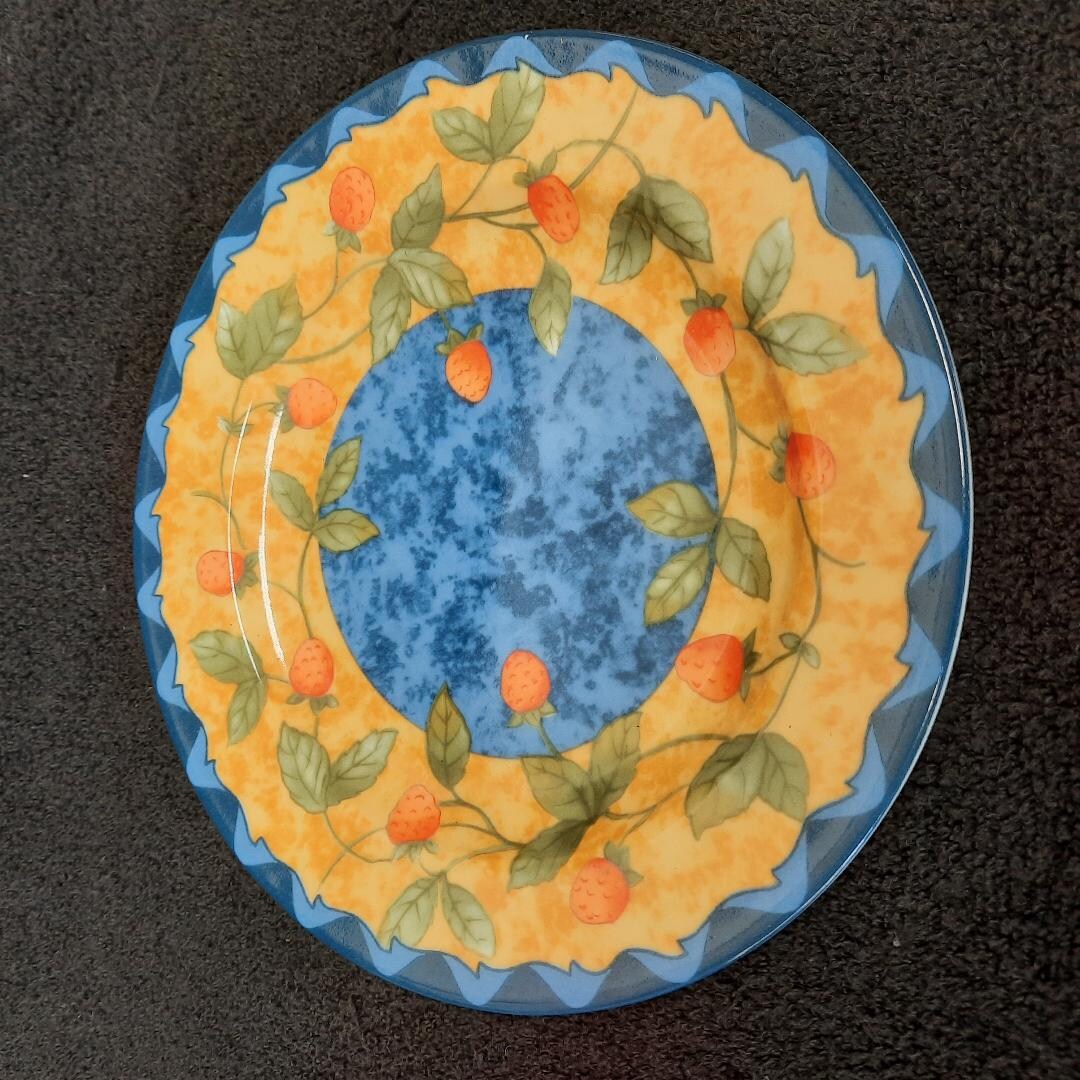 Coventry Fine Porcelain Strawberry Pattern Salad Plate - Etsy