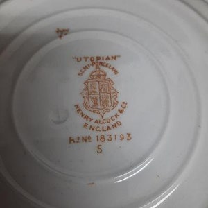 Henry Alcock Semi Porcelain Utopian Brown Pattern Rimmed Soup Bowl Made ...