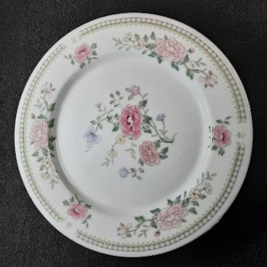 Crescent Fine China CCN4 Floral Pattern Dinner Plate Platinum Trim Jie ...
