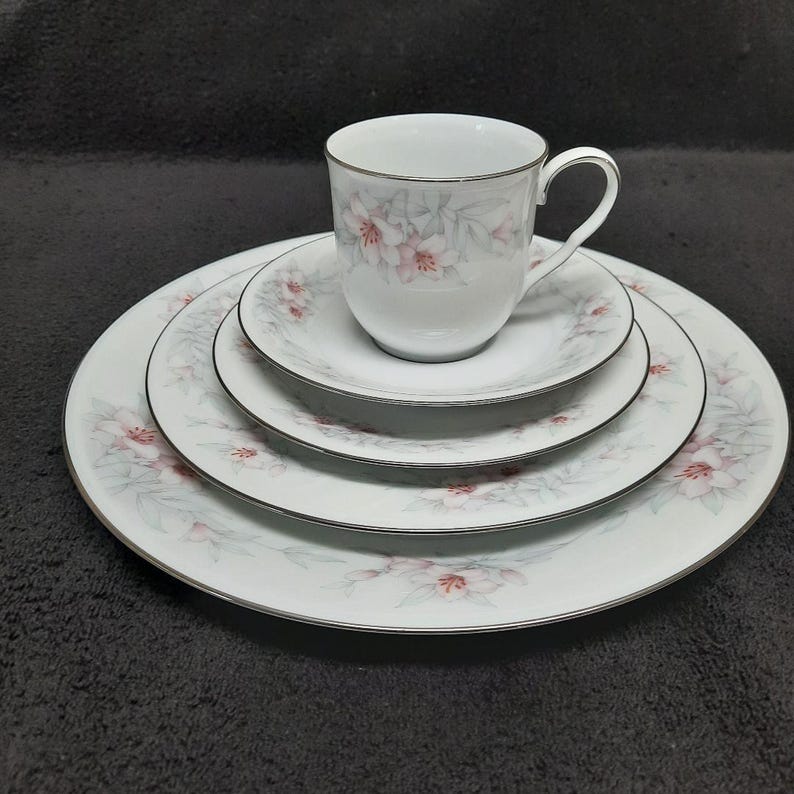 Noritake Ireland Alexandria 3361 Pattern Dinnerware Piece Choice Plate ...