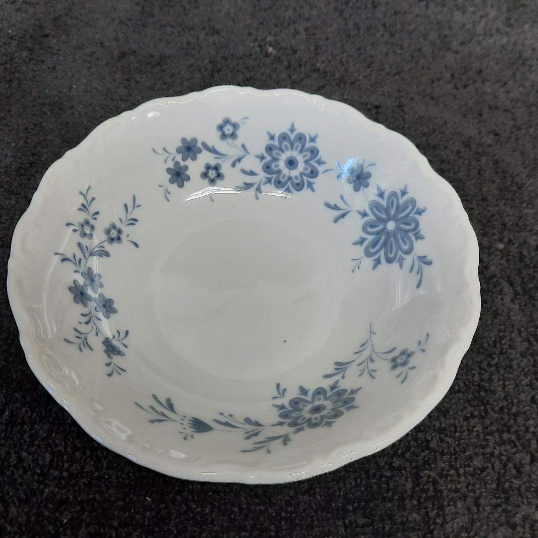 Christina Bavarian Blue Pattern Dinnerware Pieces Seltmann Weiden W ...