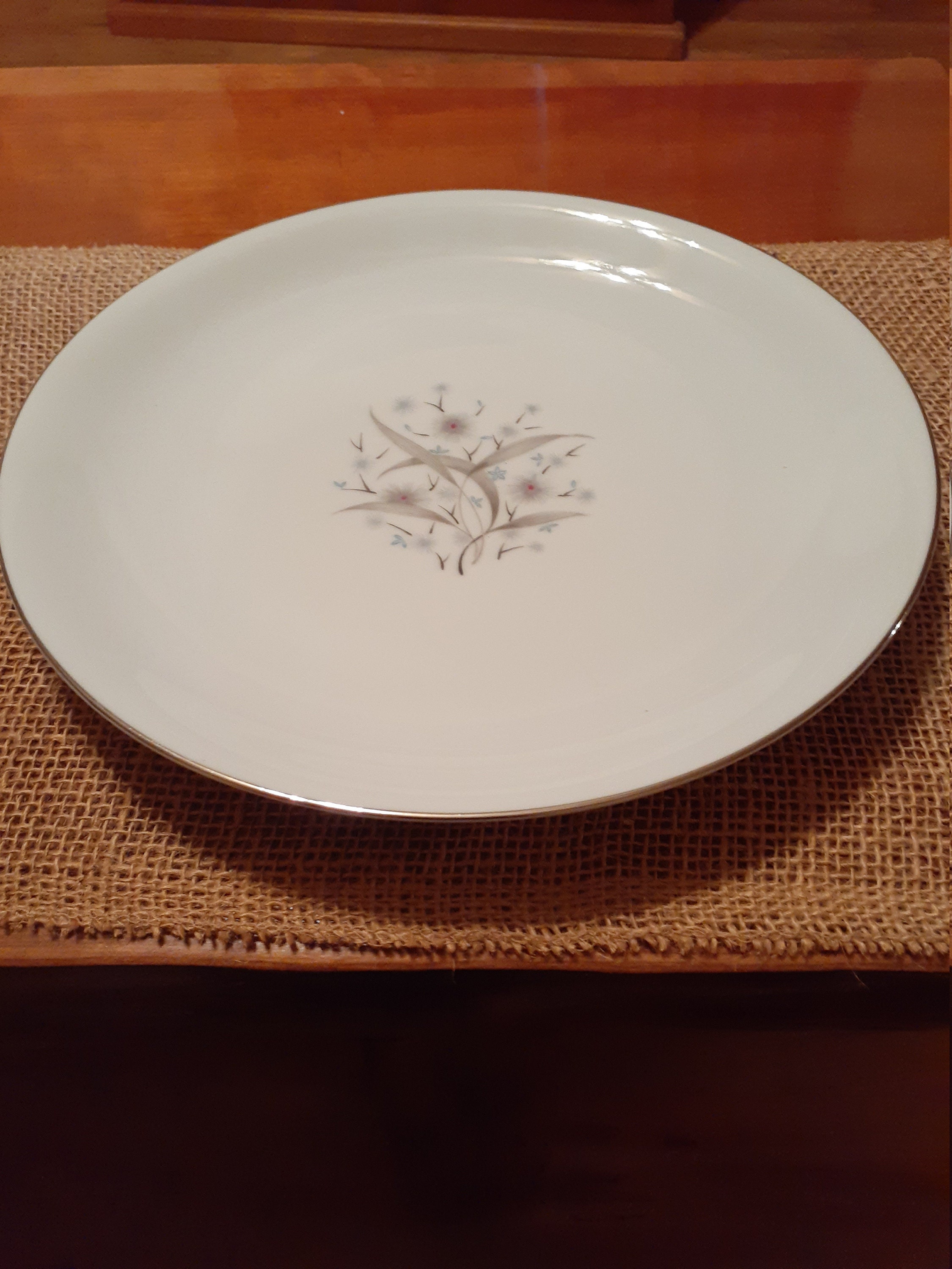 Fine China of Japan Carlton Pattern Dinner Plate - Etsy
