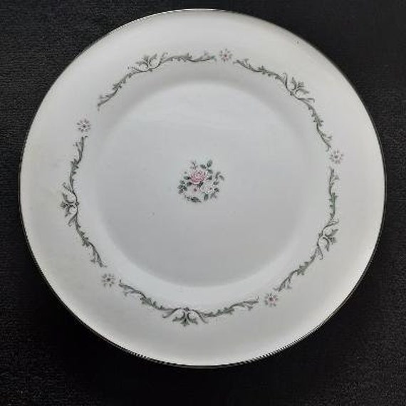 Signature Collection Select Fine China Petite Bouquet Pattern | Etsy