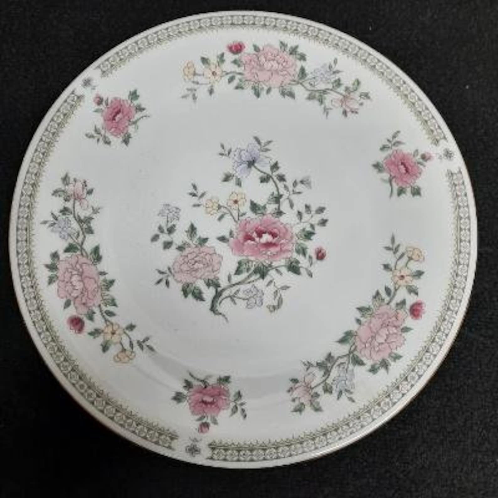 Trisa Fine Porcelain 1560 Roses Pattern Dinner Plate - Etsy