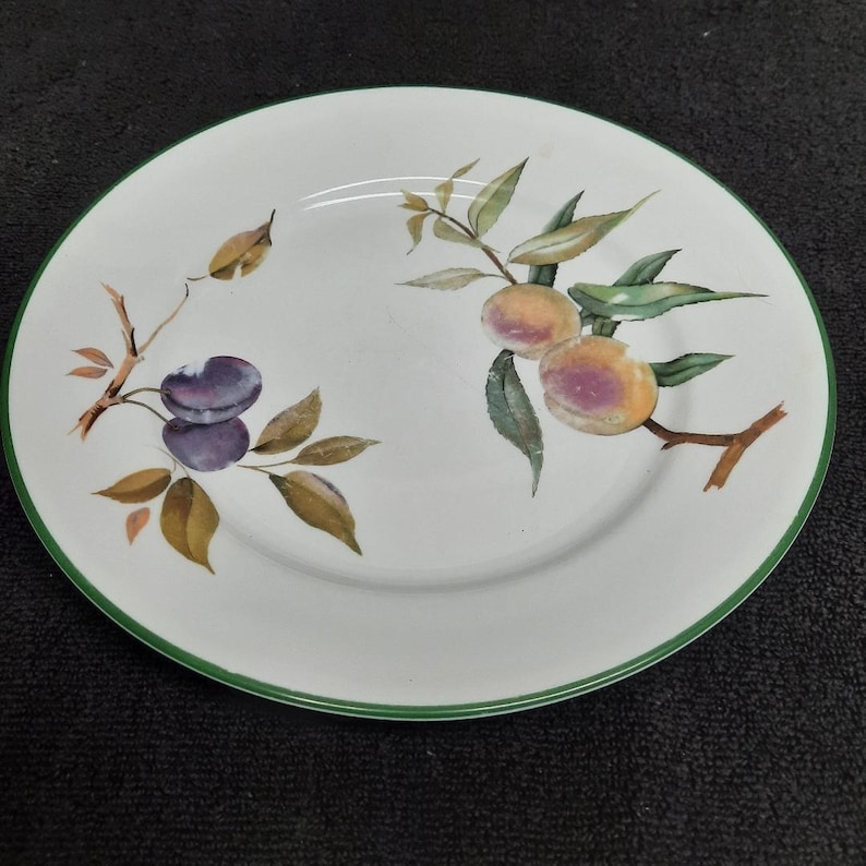 Royal Worcester Evesham Vale Pattern Dinner Plate Made in England ...