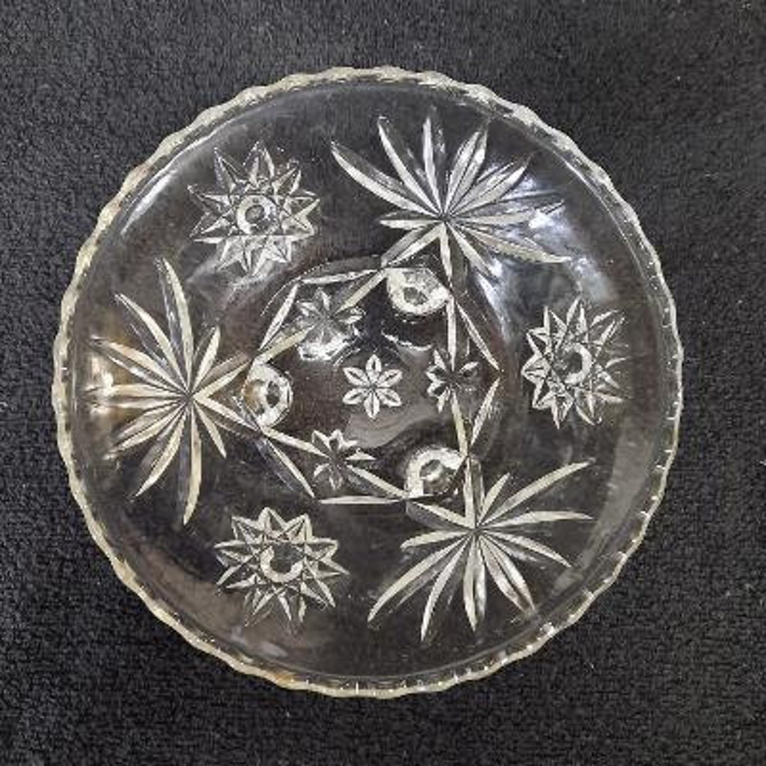 Prescut Star of David Pattern Clear Glass EAPG Round Three Footed Bowl ...