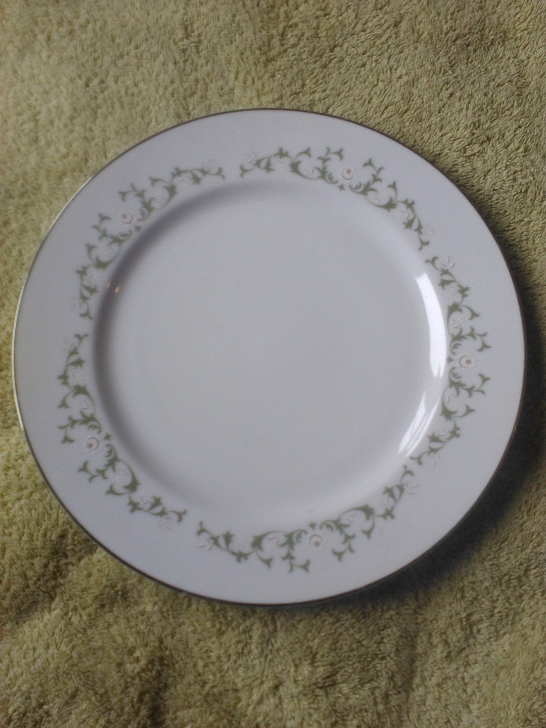 Sheffield Fine China Elegance Pattern Dinnerware Pieces Platinum Trim ...