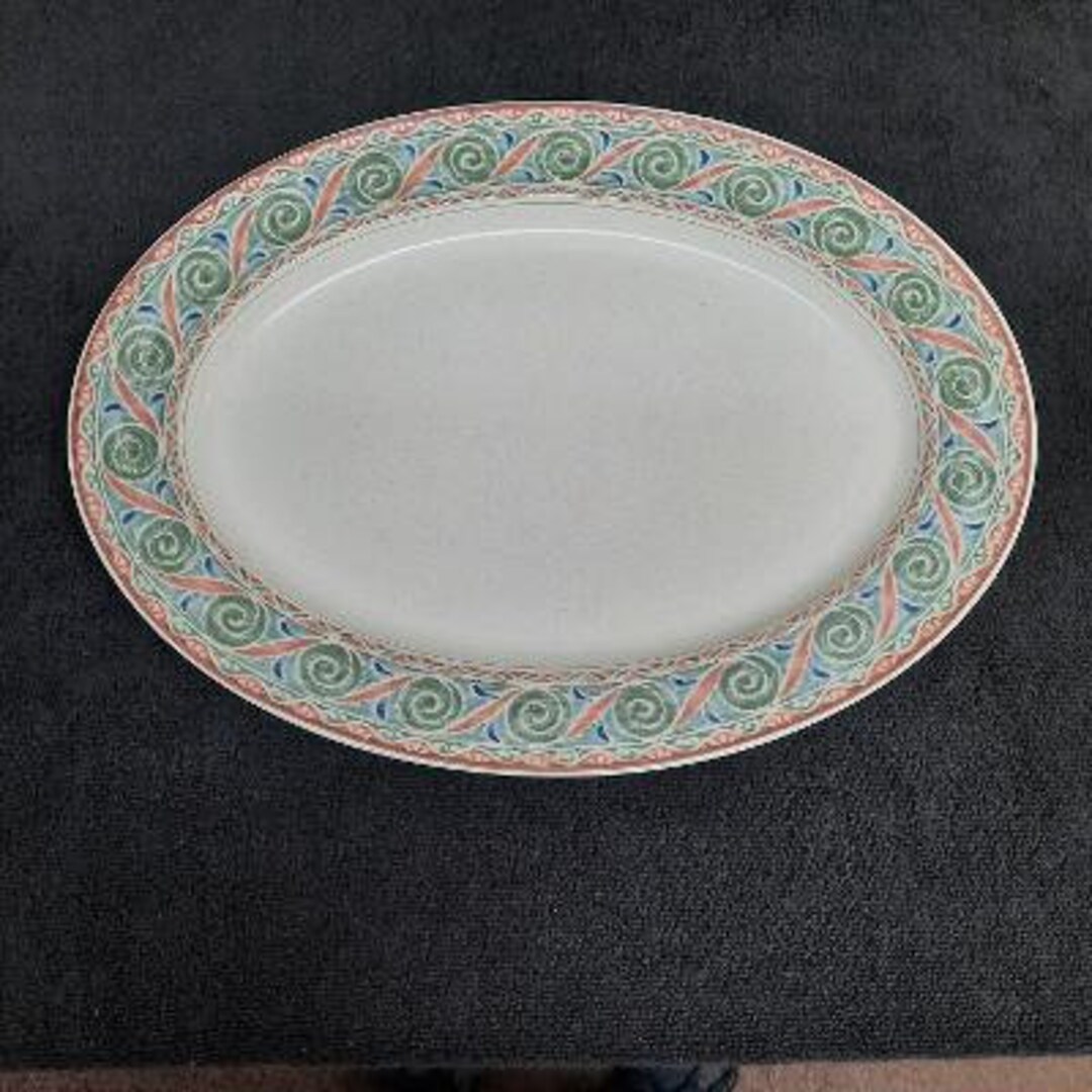 Mikasa Intaglio CAA32 Tangier Pattern Dinnerware Pieces Plates Oven to ...