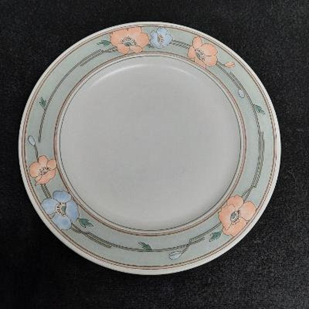 Mikasa Intaglio Bella Flora Pattern Dinnerware Pieces Plates Oven to ...